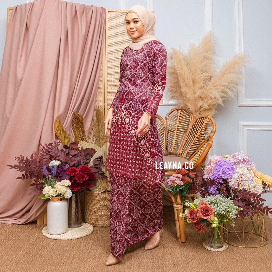 Baju Kurung Songket Modern, Women's Fashion, Muslimah Fashion, Baju ...