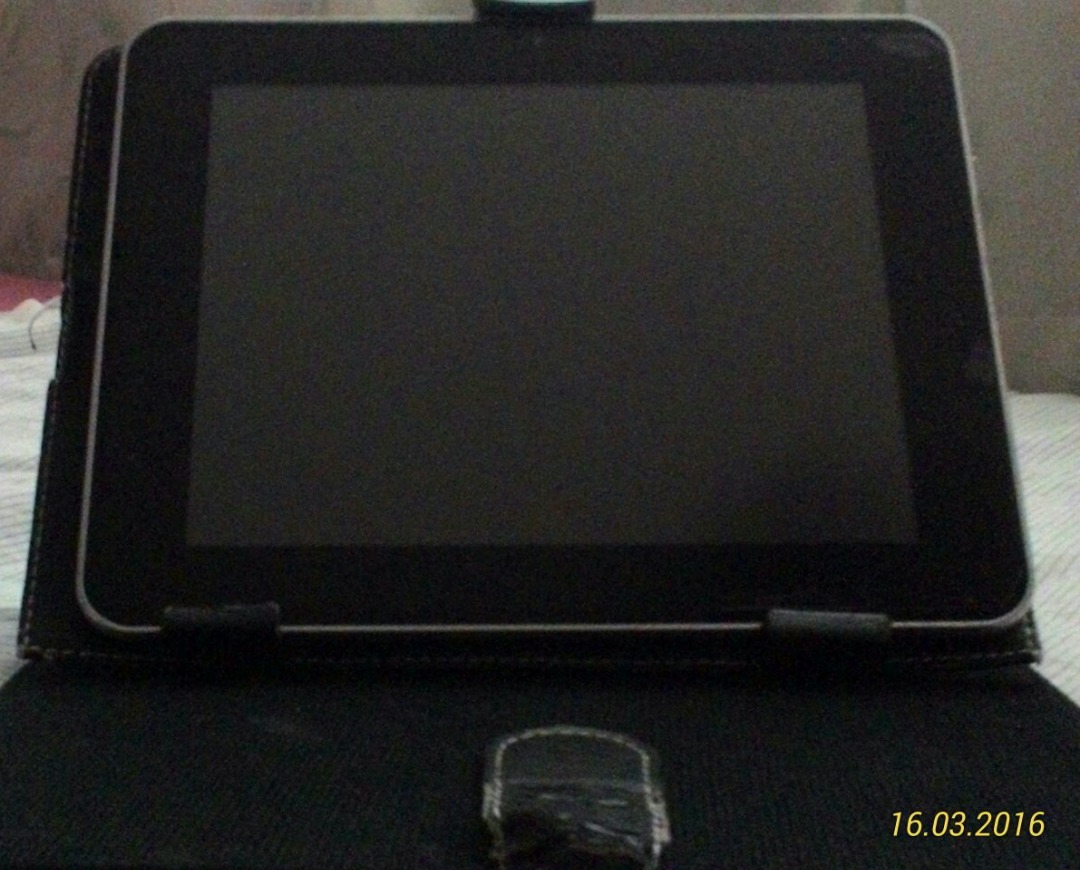 China Tablet SANEI 10" + Casing ( fspare part), Mobile Phones & Gadgets, Tablets, Android on ...