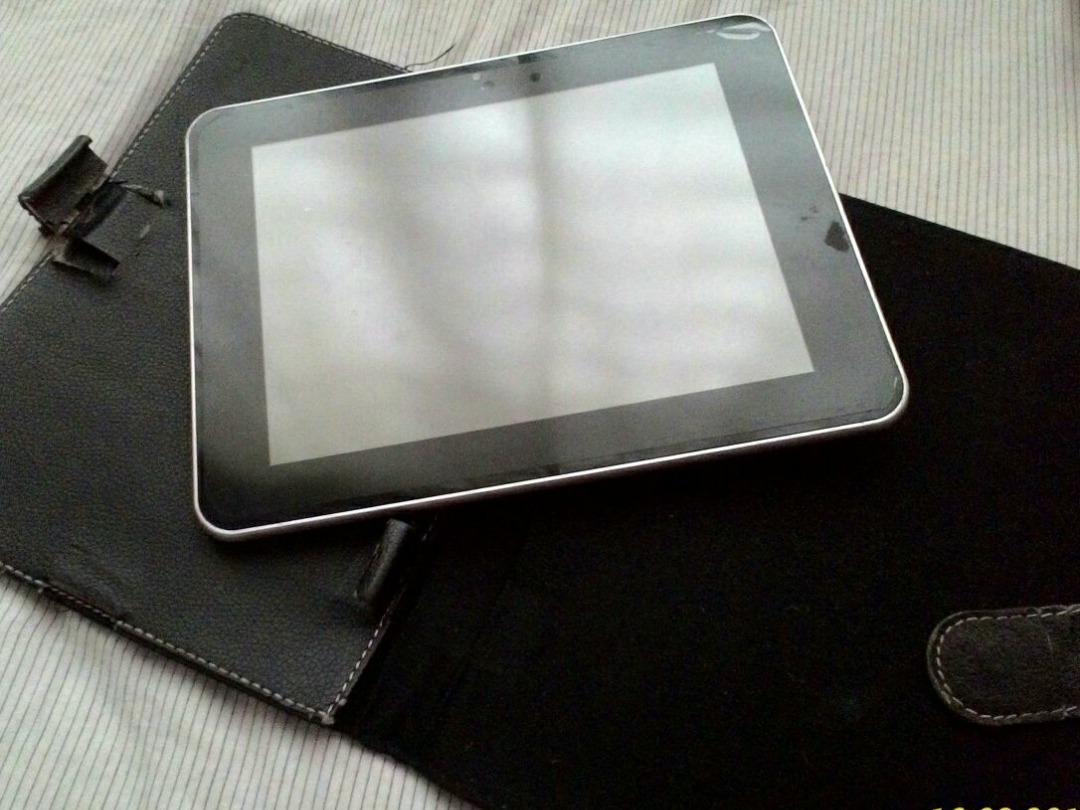 China Tablet SANEI 10" + Casing ( fspare part), Mobile Phones & Gadgets, Tablets, Android on ...