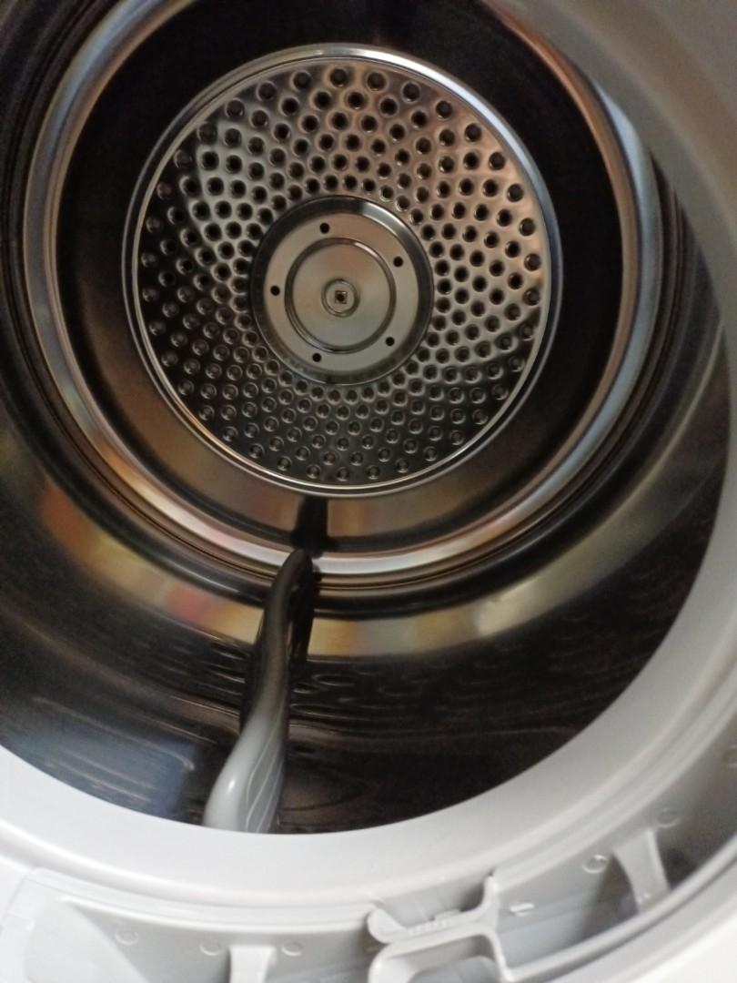 Electrolux 6.5kg sensor dryer edv6552 warranty 2months, TV & Home ...