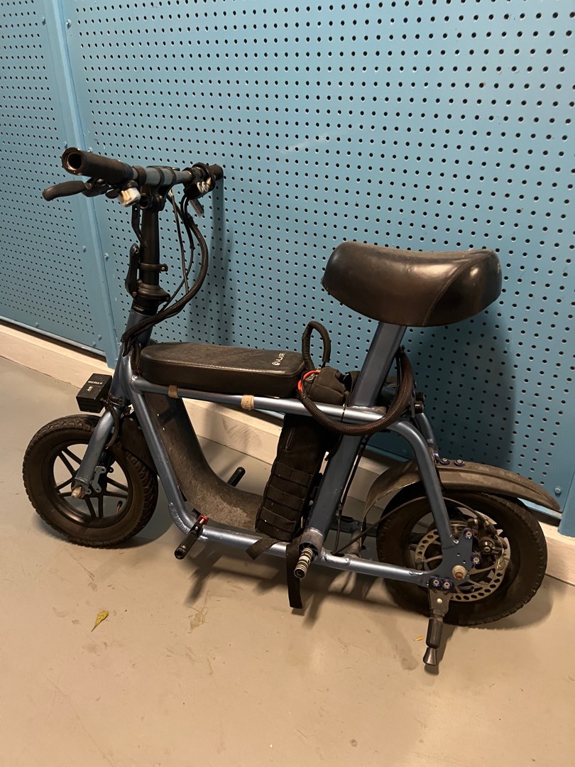 fiido 36v, Sports Equipment, PMDs, E-Scooters & E-Bikes, E-Scooters & E ...