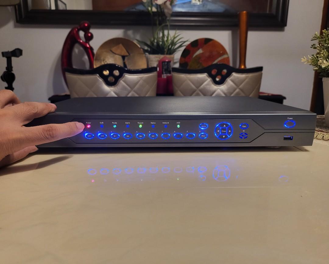 Functional DVR CCTV Recorder Camera System (Minor casing imperfections ...