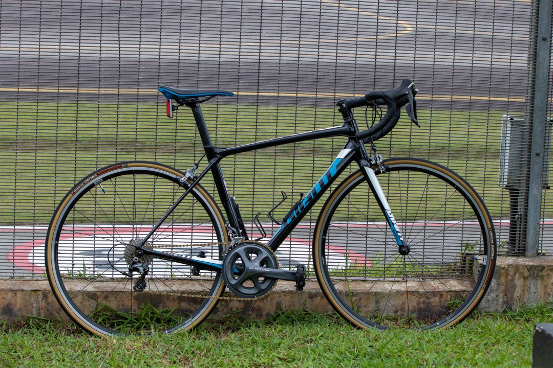 Giant TCR SLR 1 2017 with Full Ultegra, Sports Equipment, Bicycles & Parts, Bicycles on Carousell