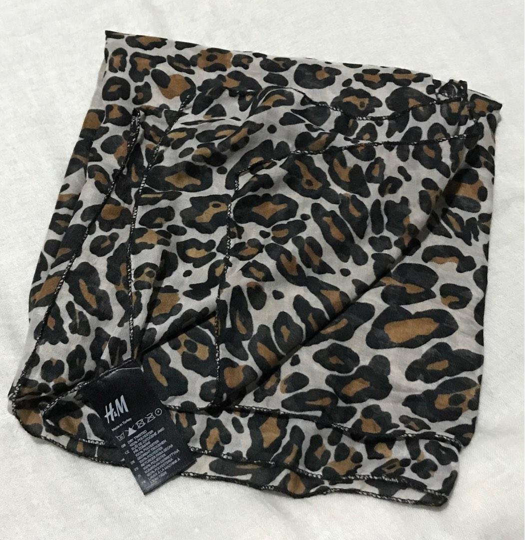 H&M Shawl Balabal, Women's Fashion, Watches & Accessories, Scarves on ...