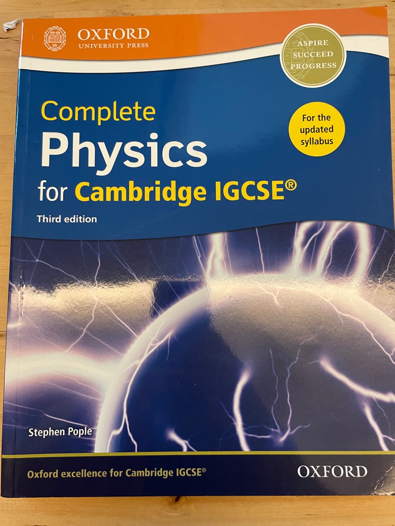 IGCSE Physics Textbook, Hobbies & Toys, Books & Magazines, Textbooks on ...