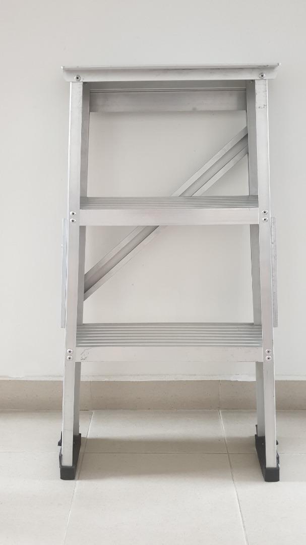 Kangaroo alum 2-step ladder, Furniture & Home Living, Home Improvement ...