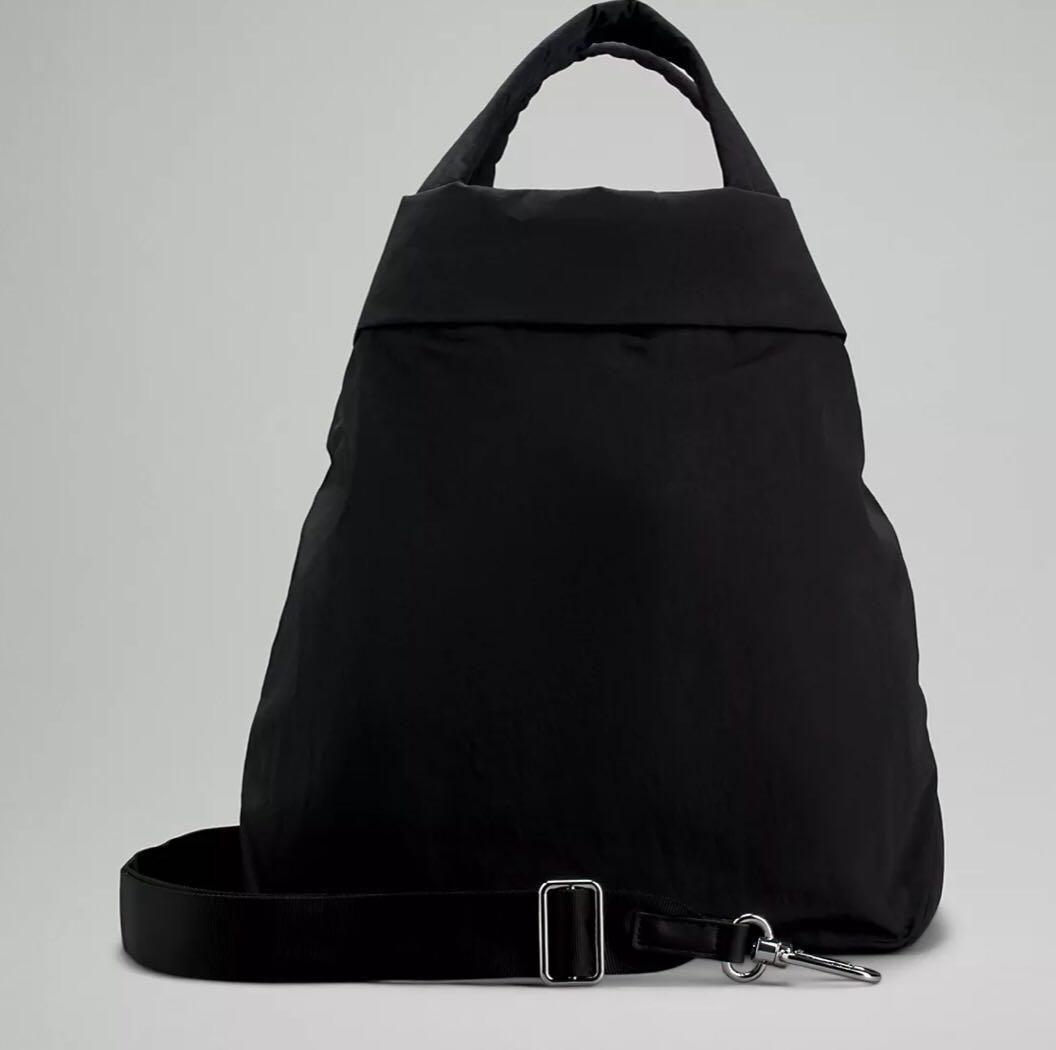 Lululemon On My Level Bag 2.0 (19L) black, Women's Fashion, Bags ...
