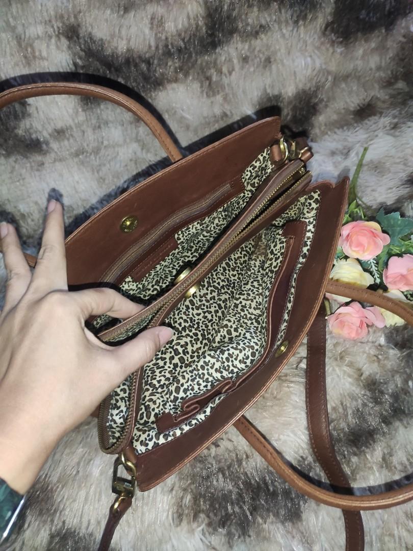 Nicole St. Gilles 2 way bag, Women's Fashion, Bags & Wallets, Cross-body Bags on Carousell