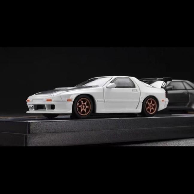 1/64 Initial D 5th stage Ryosuke FC3S vs Rin Hojo BNR32, Hobbies & Toys ...