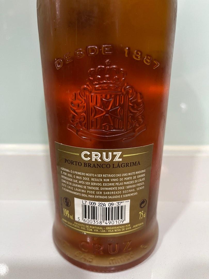 Porto Cruz Porto Bianco, Food & Drinks, Alcoholic Beverages on Carousell