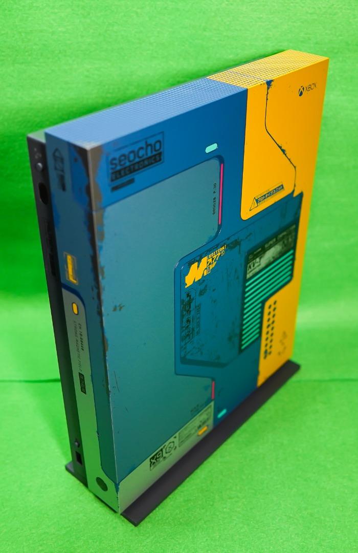 Rare Xbox One X 1TB Cyberpunk 2077 Limited Edition, Video Gaming, Video ...