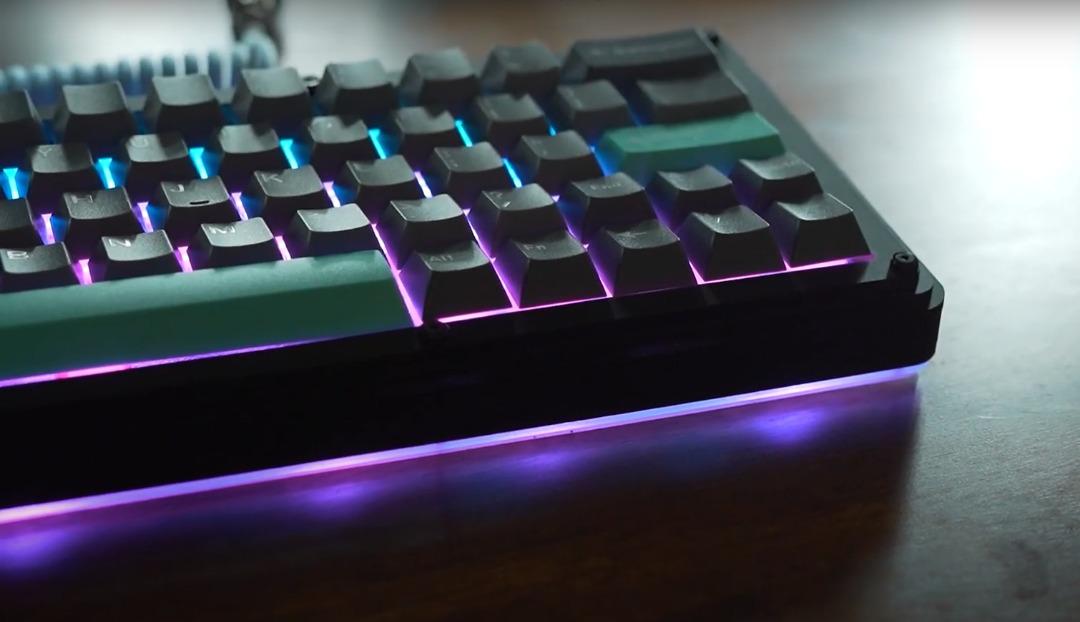 Rebel60 v2 custom keyboard kit, Computers & Tech, Parts & Accessories ...