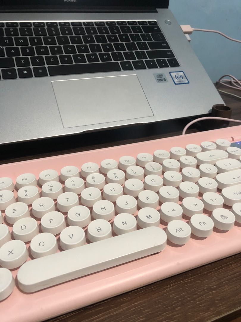retro wired keyboard, Computers & Tech, Parts & Accessories, Computer ...