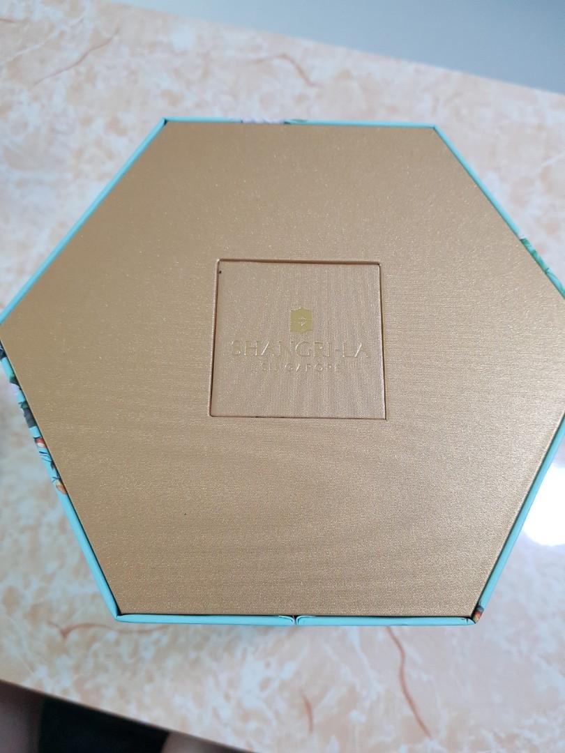 Shangri-La Mooncake Box, Everything Else on Carousell