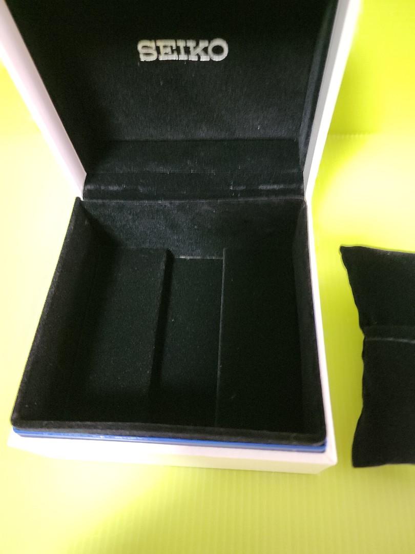 Seiko watch box, Women's Fashion, Jewelry & Organisers, Accessory ...