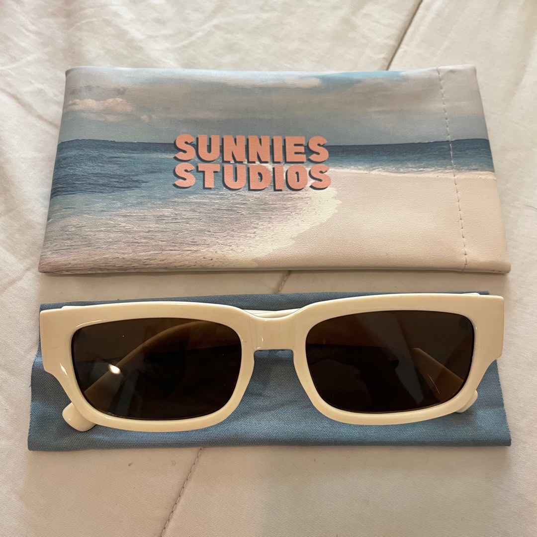 Sunnies Studios Jarvis in Cream, Women's Fashion, Watches & Accessories ...