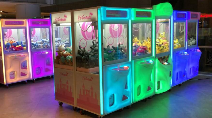 Toy catcher & claw machine, Hobbies & Toys, Toys & Games on Carousell