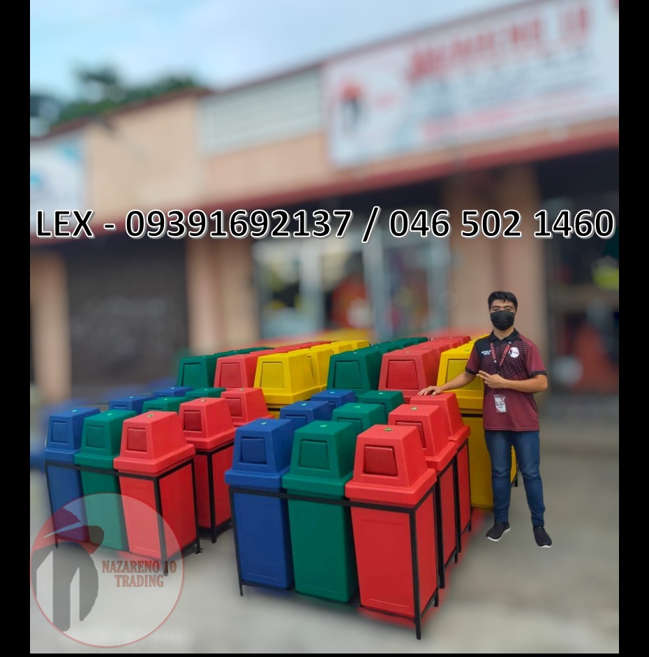 trash bin hooded tras bin, Furniture & Home Living, Cleaning & Homecare ...