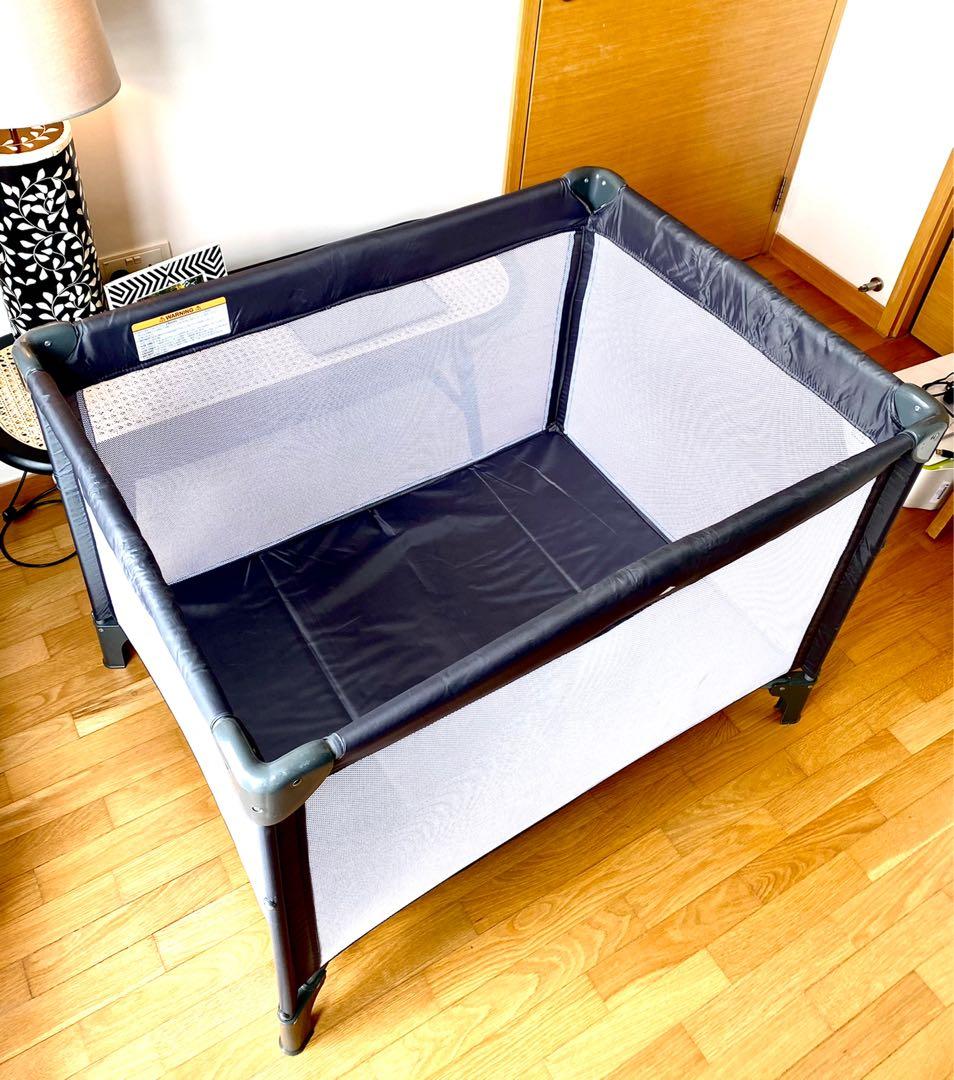 Travel Cot / Playpen/ travelcot, Babies & Kids, Baby Nursery & Kids ...