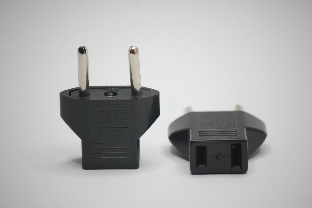 TRAVEL PLUG ADAPTER, US to EU 6A 250V, EUROPEAN ADAPTER 4mm ROUND PIN ...