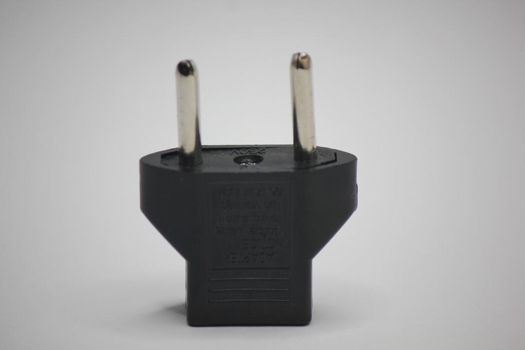 TRAVEL PLUG ADAPTER, US to EU 6A 250V, EUROPEAN ADAPTER 4mm ROUND PIN ...