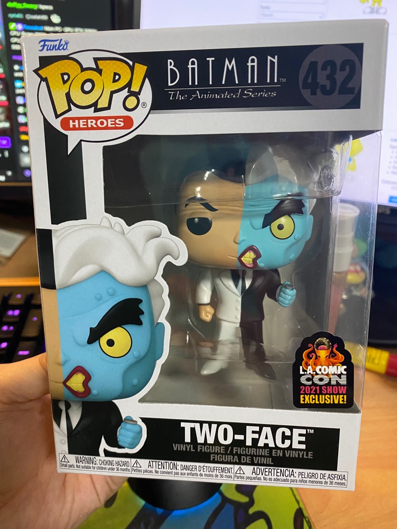 Two-Face Funko Pop! - Batman, Hobbies & Toys, Toys & Games on Carousell