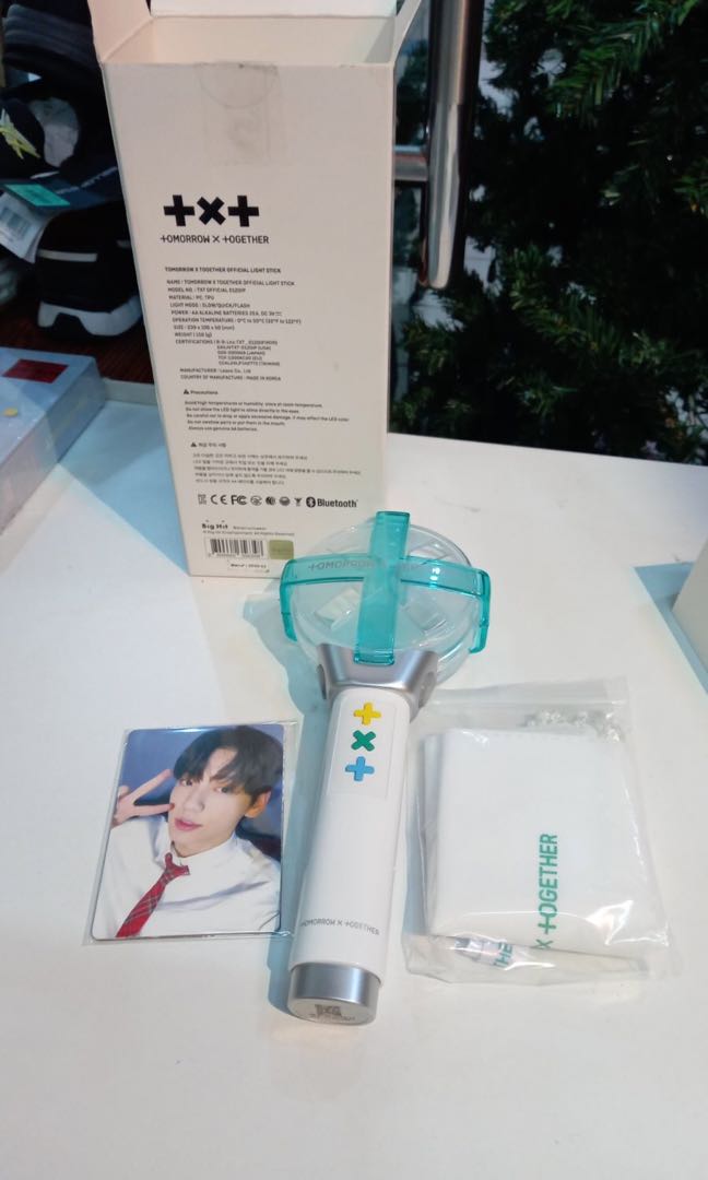 TXT Lightstick, Hobbies & Toys, Memorabilia & Collectibles, K-Wave on ...