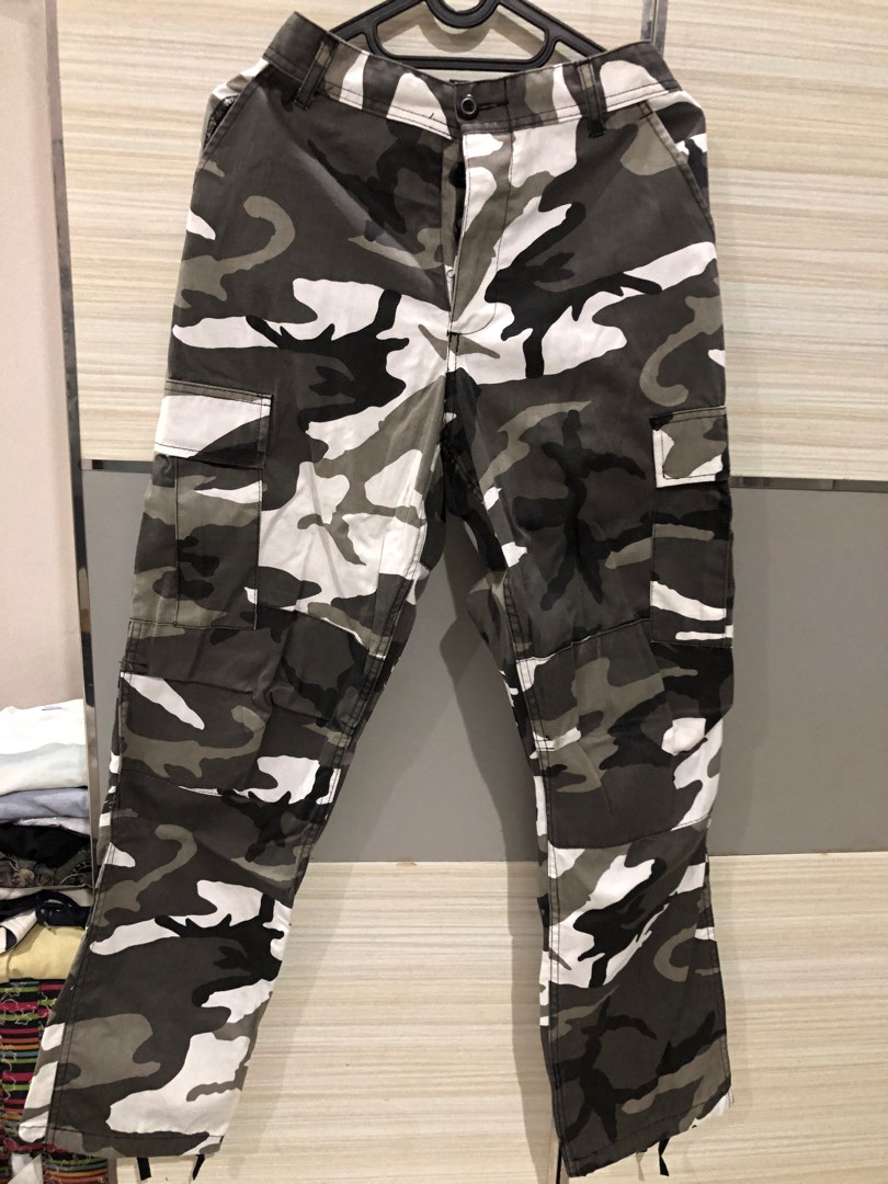 US Military BDU Snow Camo Cargo Pants, Fesyen Pria, Pakaian , Bawahan di Carousell