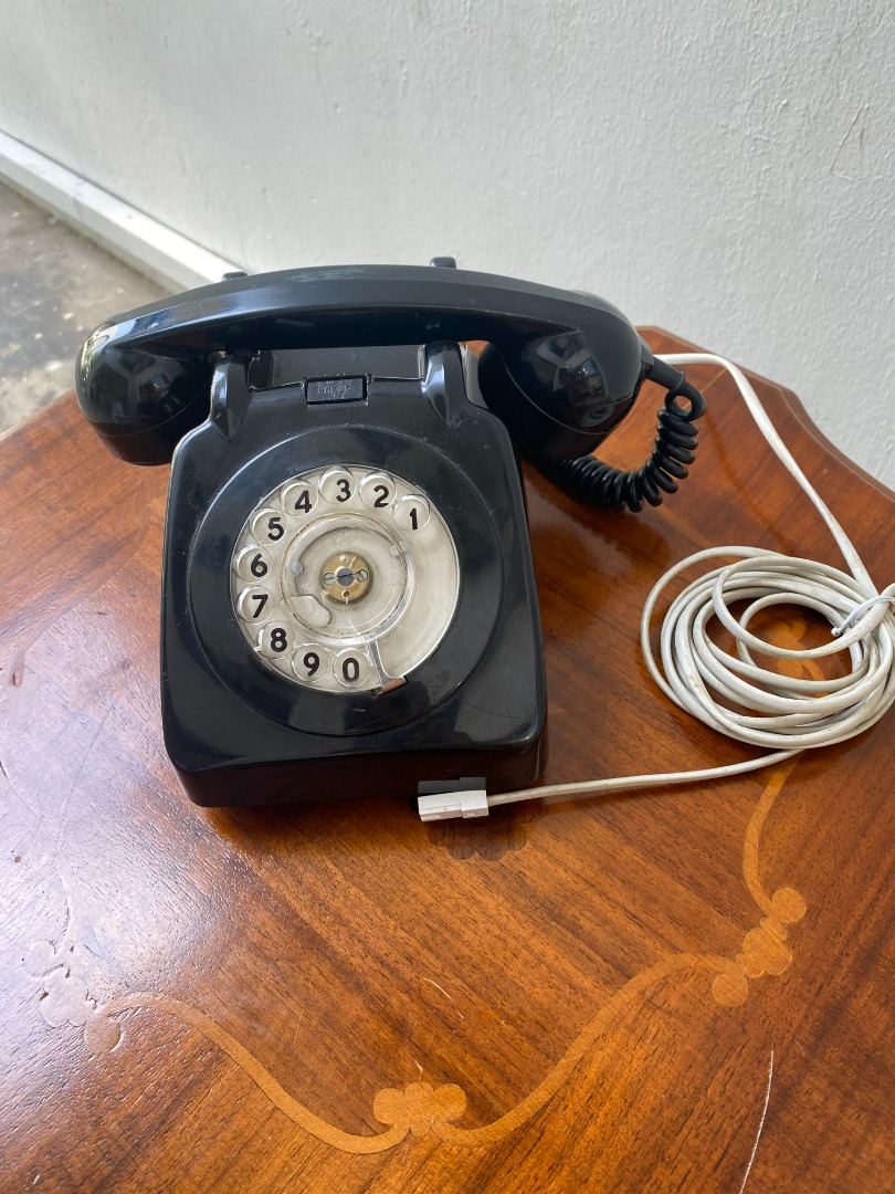 Vintage Bakelite Dial face Telephone, Furniture & Home Living, Home ...