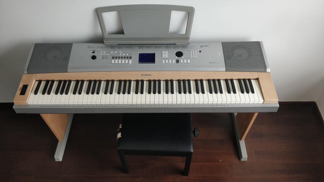 Yamaha grand portable dgx-620, Hobbies & Toys, Music & Media, Musical ...