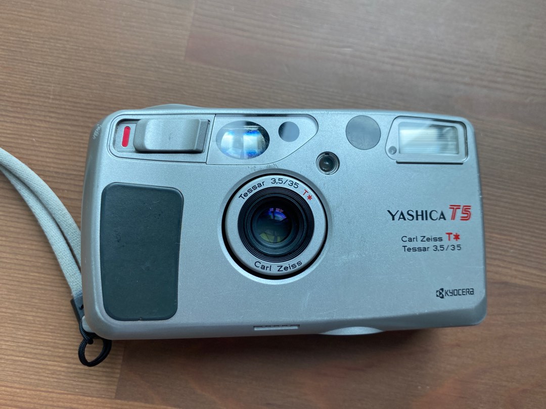 Yashica T5 - As is, Photography, Cameras on Carousell