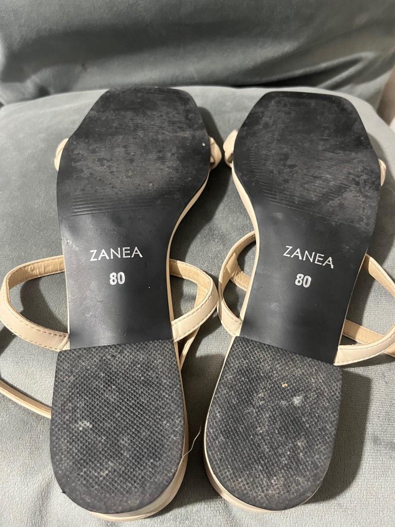 Zanea Sandals, Women's Fashion, Footwear, Flats & Sandals on Carousell