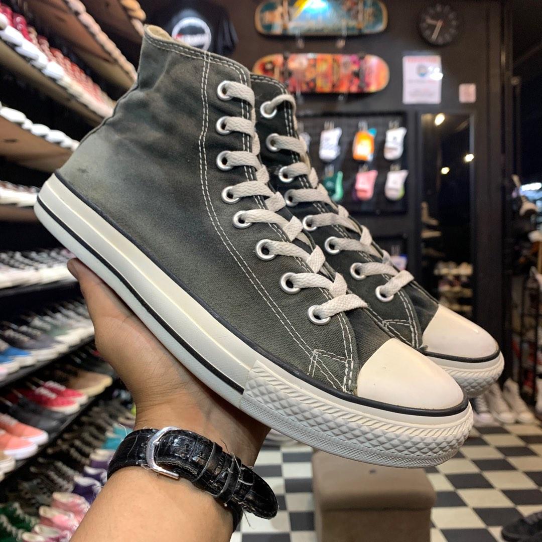 Converse Chuck Taylor, Men's Fashion, Footwear, Sneakers on Carousell