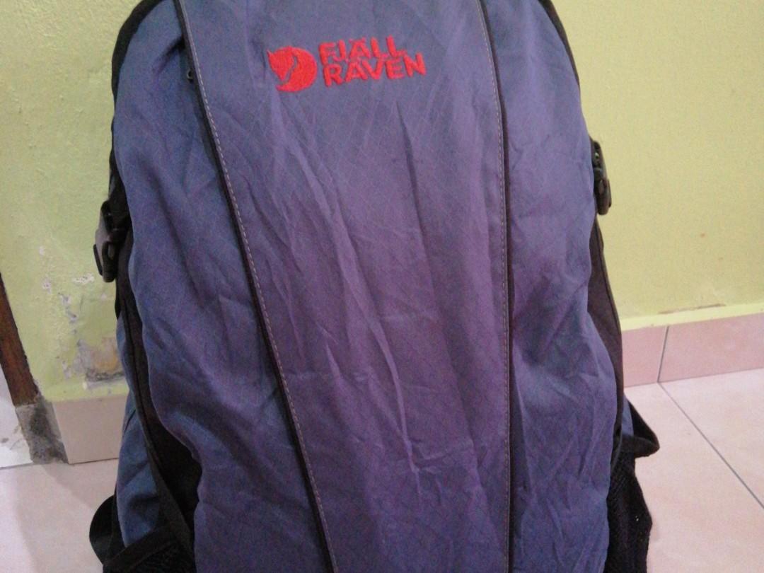 Fjall raven backpack 30 Liter, Men's Fashion, Bags, Backpacks on Carousell