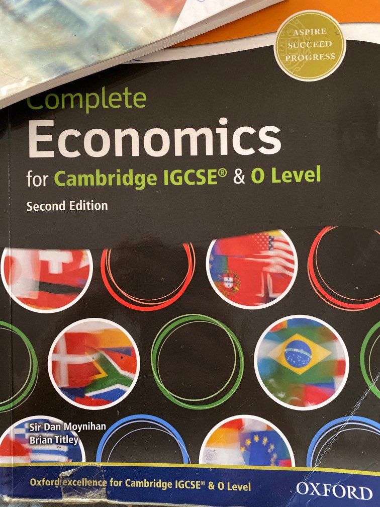 Igcse Economics Textbook Hobbies And Toys Books And Magazines Textbooks On Carousell