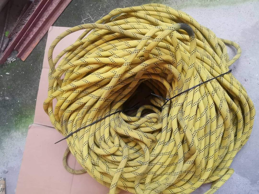 Kernmantle rope 12mm x 200m, Commercial & Industrial, Construction ...