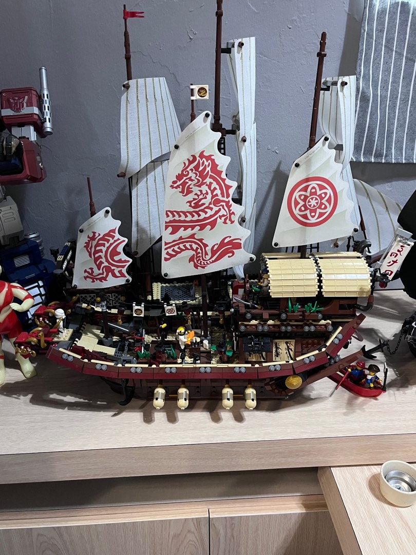 LEGO 70618 Destiny Bounty (Retired Set), Hobbies & Toys, Toys & Games ...