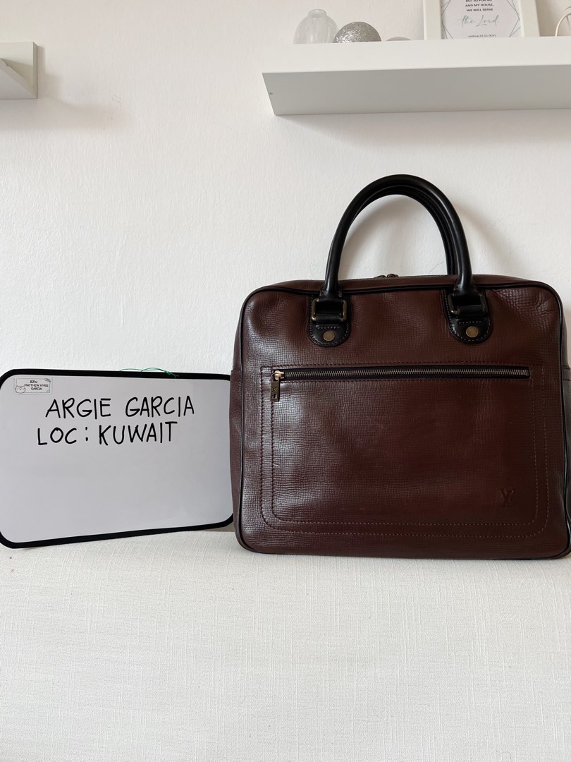 LV Document/Laptop Bag, Luxury, Bags & Wallets on Carousell