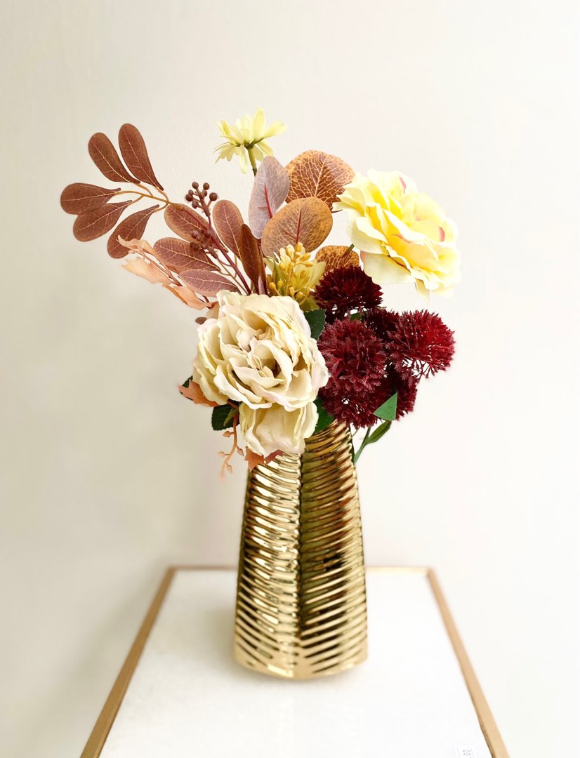 Mixed flower bouquet ( vase not inclusive ), Furniture & Home Living ...