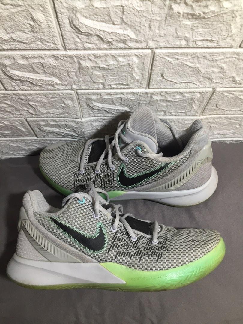 Nike Flytrap 2, Men's Fashion, Footwear, Sneakers on Carousell