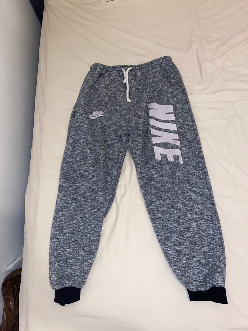 Nike sweatpants, Men's Fashion, Bottoms, Joggers on Carousell