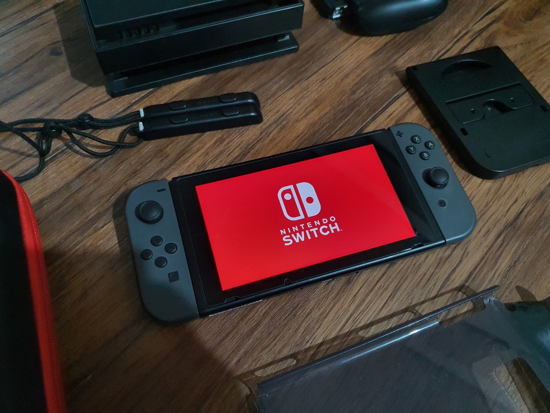 Nintendo switch V2 complete set with 64GB, Video Gaming, Video Game ...