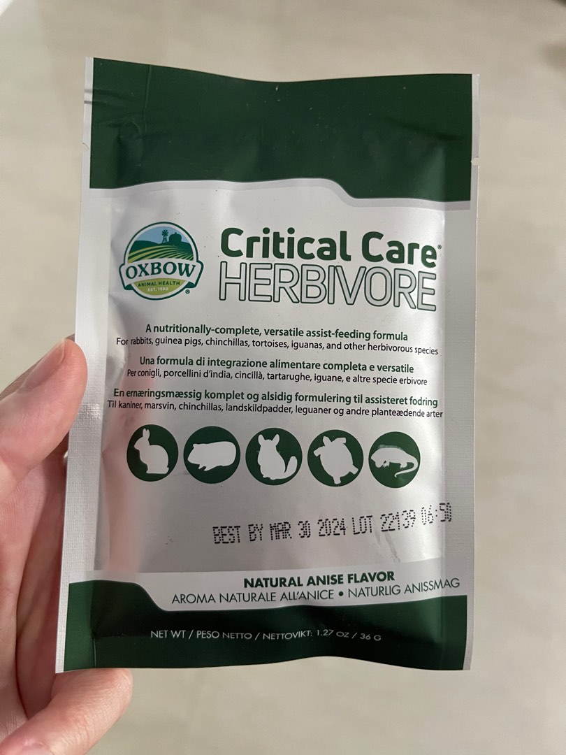 Oxbow critical care herbivore anise flavour for rabbit, guinea pig ...