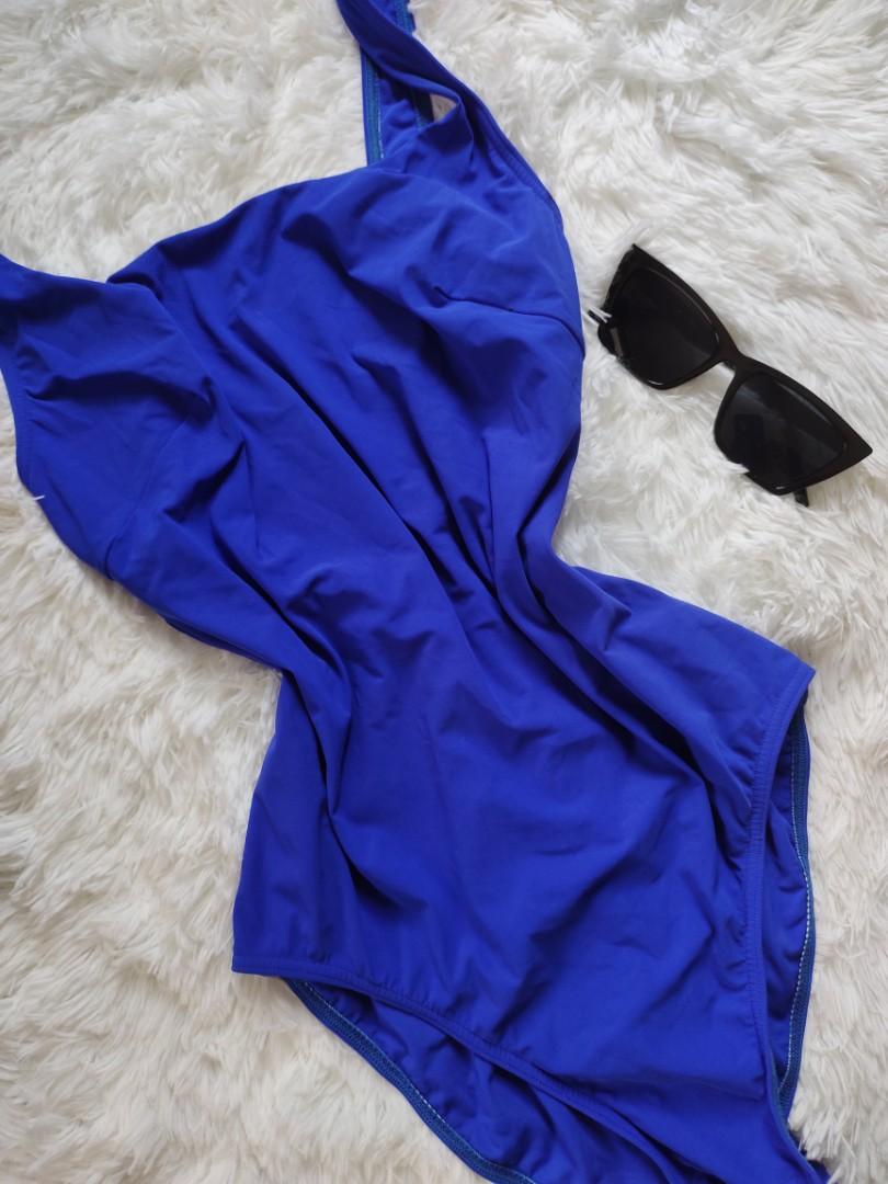 Royal blue 1 piece swimsuit, Women's Fashion, Swimwear, Bikinis ...