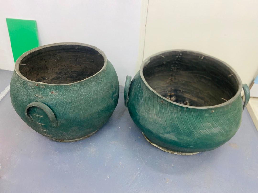 Rubber Pots with handle , Furniture & Home Living, Outdoor Furniture on ...