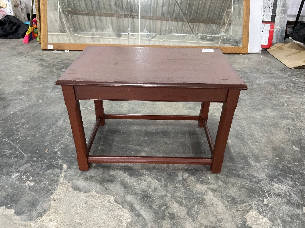 Solid Wood Parker Side Table / Meja Samping Parker Kayu Pepejal, Furniture & Home Living ...