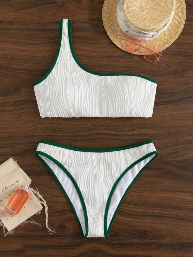 Two pc swimsuit, Women's Fashion, Swimwear, Bikinis & Swimsuits on ...