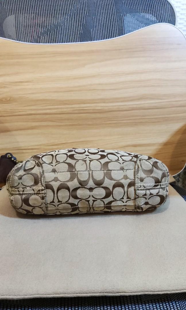 Vintage Coach creed J0885-12594, Luxury, Bags & Wallets on Carousell