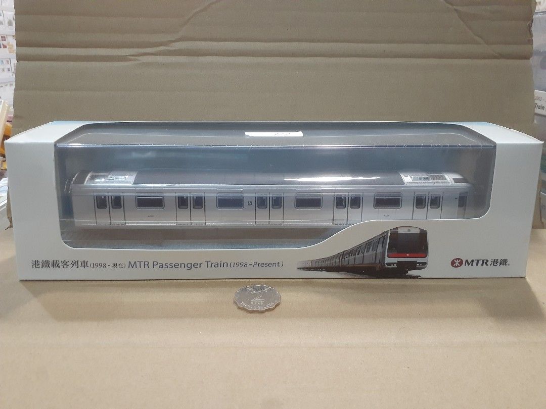 80M MTR 港鐵載客列車模型 (1998 -現在), 興趣及遊戲, 玩具 & 遊戲類 - Carousell