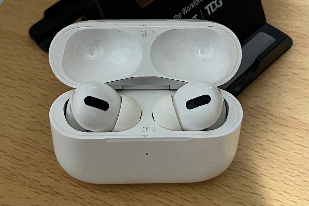 Airpods Pro Gen 1, Audio, Headphones & Headsets on Carousell